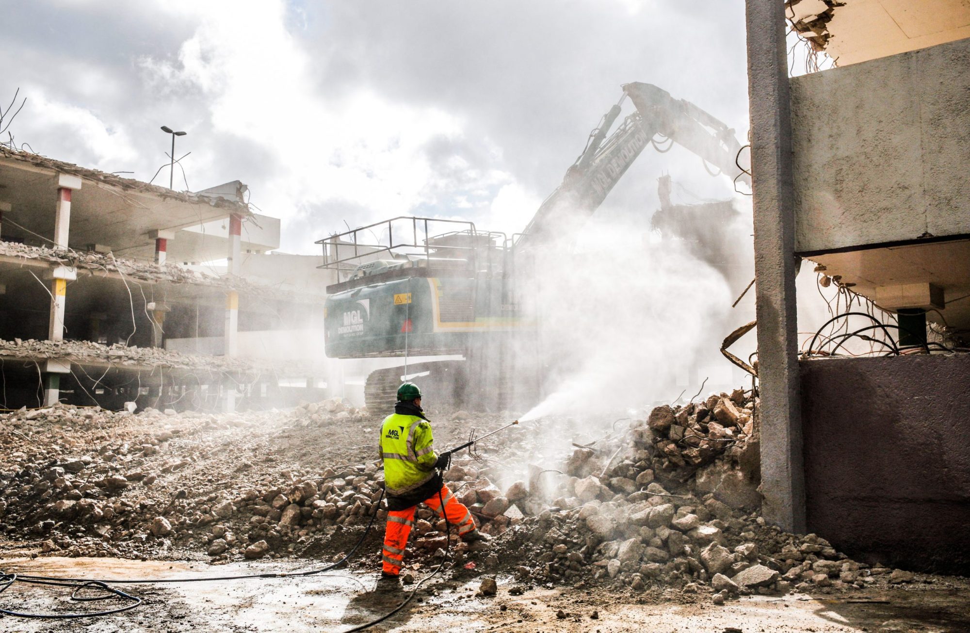 Castlegate Shopping Centre and Swallow Hotel demolition begins - MGL Group