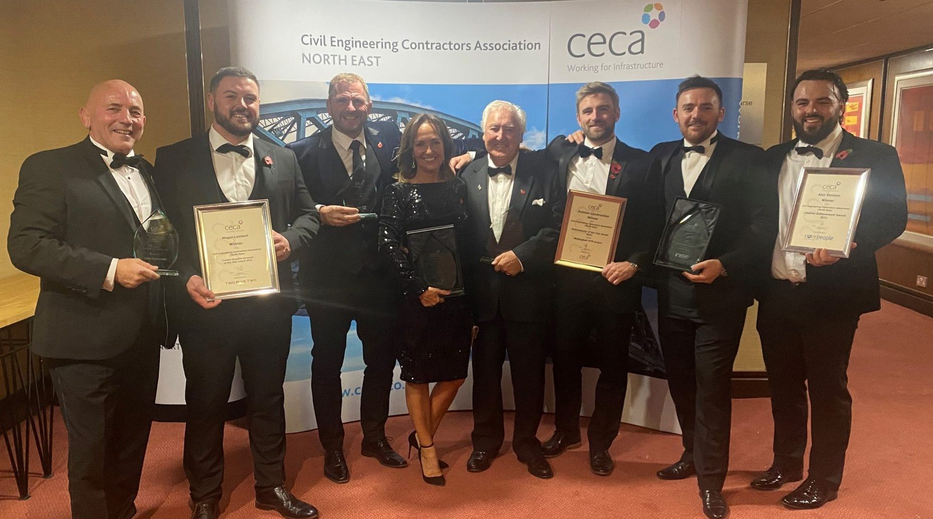 Alan Davison receives Lifetime Achievement Award - MGL Group