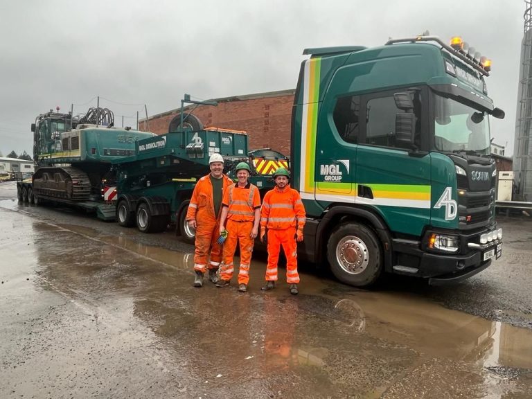 MGL Group’s Expert Team Completes Abnormal Load Haulage - MGL Group