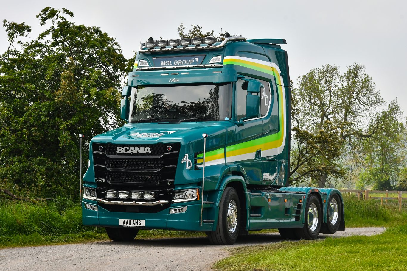 Showcasing MGL Group's Unique T-Cab at Tyne Tees Truck Gathering - MGL ...
